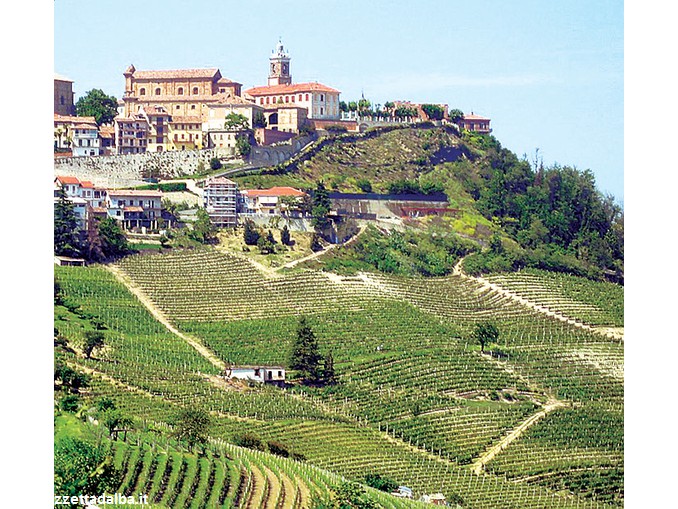 Barolo e Champagne per i 50 anni della cantina comunale di La Morra