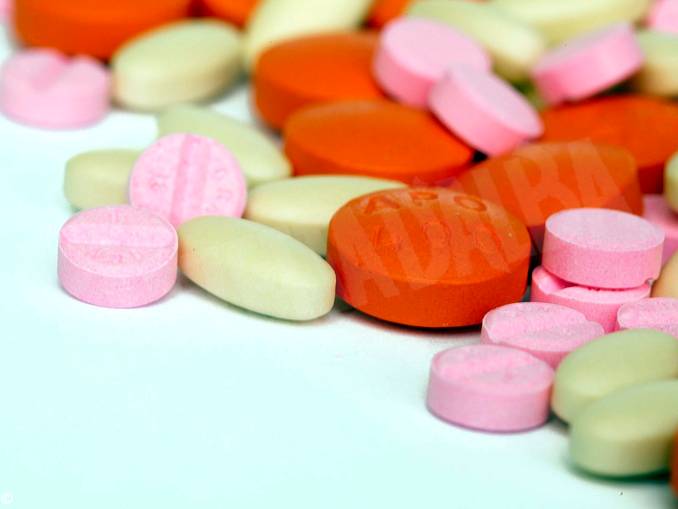 5.500 pasticche di droghe sintetiche nascoste in una valigia