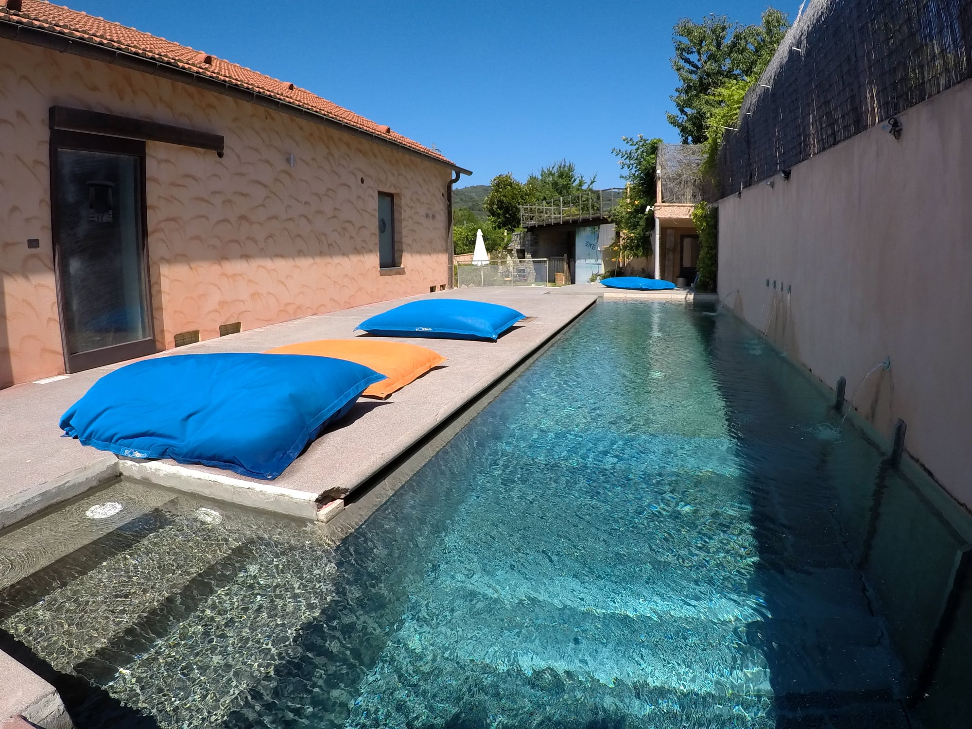 Un bagno rigenerante a Diano Castello