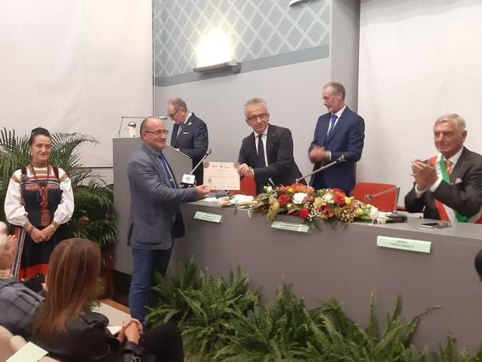 Euroflora: Asproflor premia con la medagli d'argento Albavivai