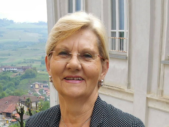 La sindaca di Vezza d'Alba, Carla Bonino, si è dimessa