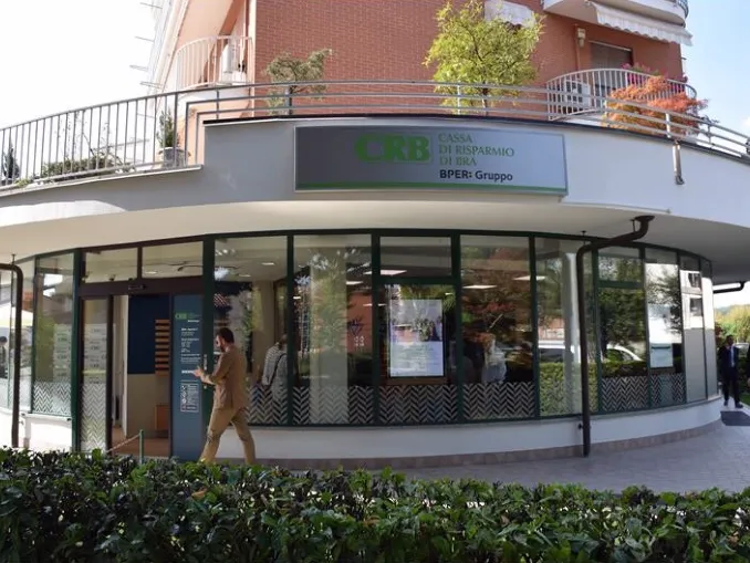 A Bra chiude chiude la filiale Bper di via De Gasperi