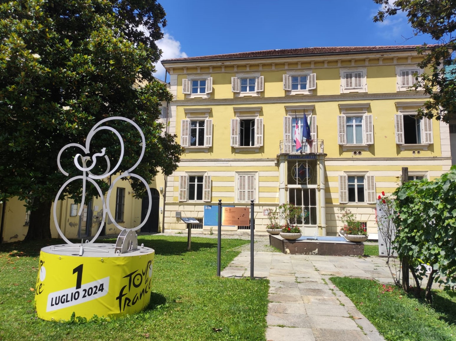 La città di Canelli è pronta ad accogliere il Tour de France lunedì 1 ...