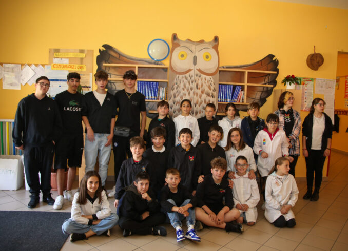 Disegna un mobile per la tua scuola: premiata la scuola primaria di ...