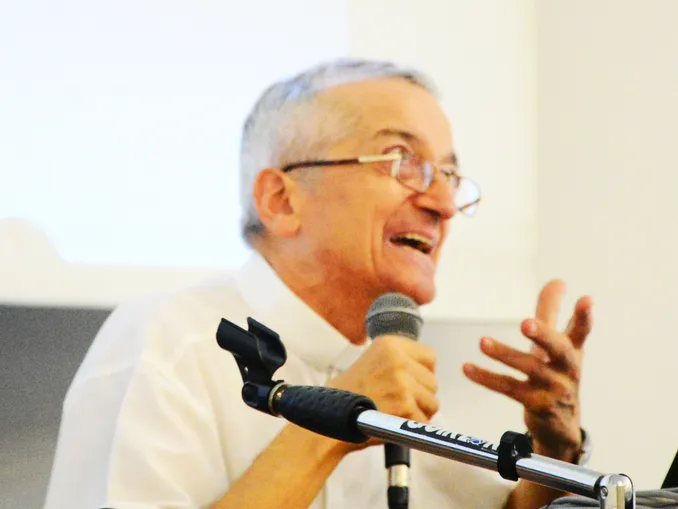 Bra, serate formative con monsignor Giovanni Manzone: giovani, lavoro e ...